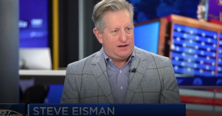 Steve Eisman Reiterates Bearish View on Banks - The Sounding Line